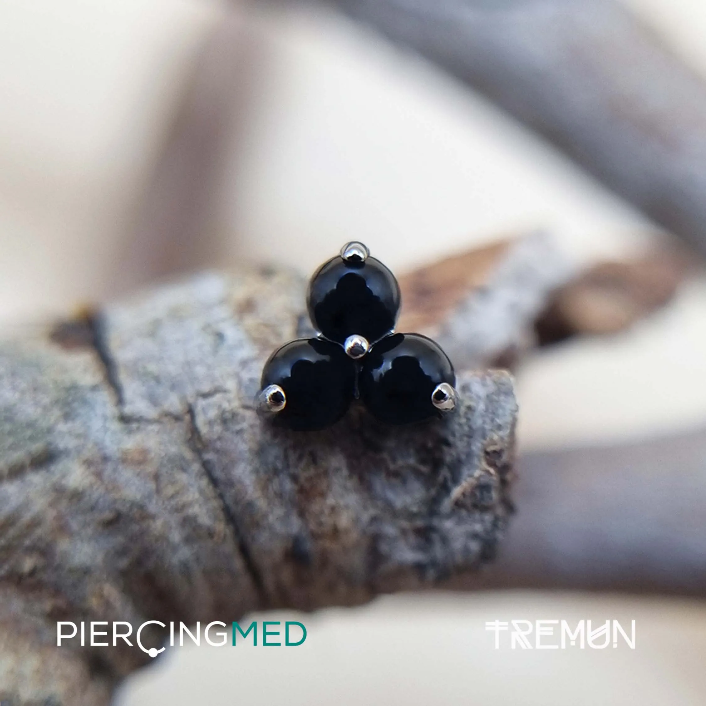 Prong Set 3 Trinity Top - Natural Stone - PiercingMed